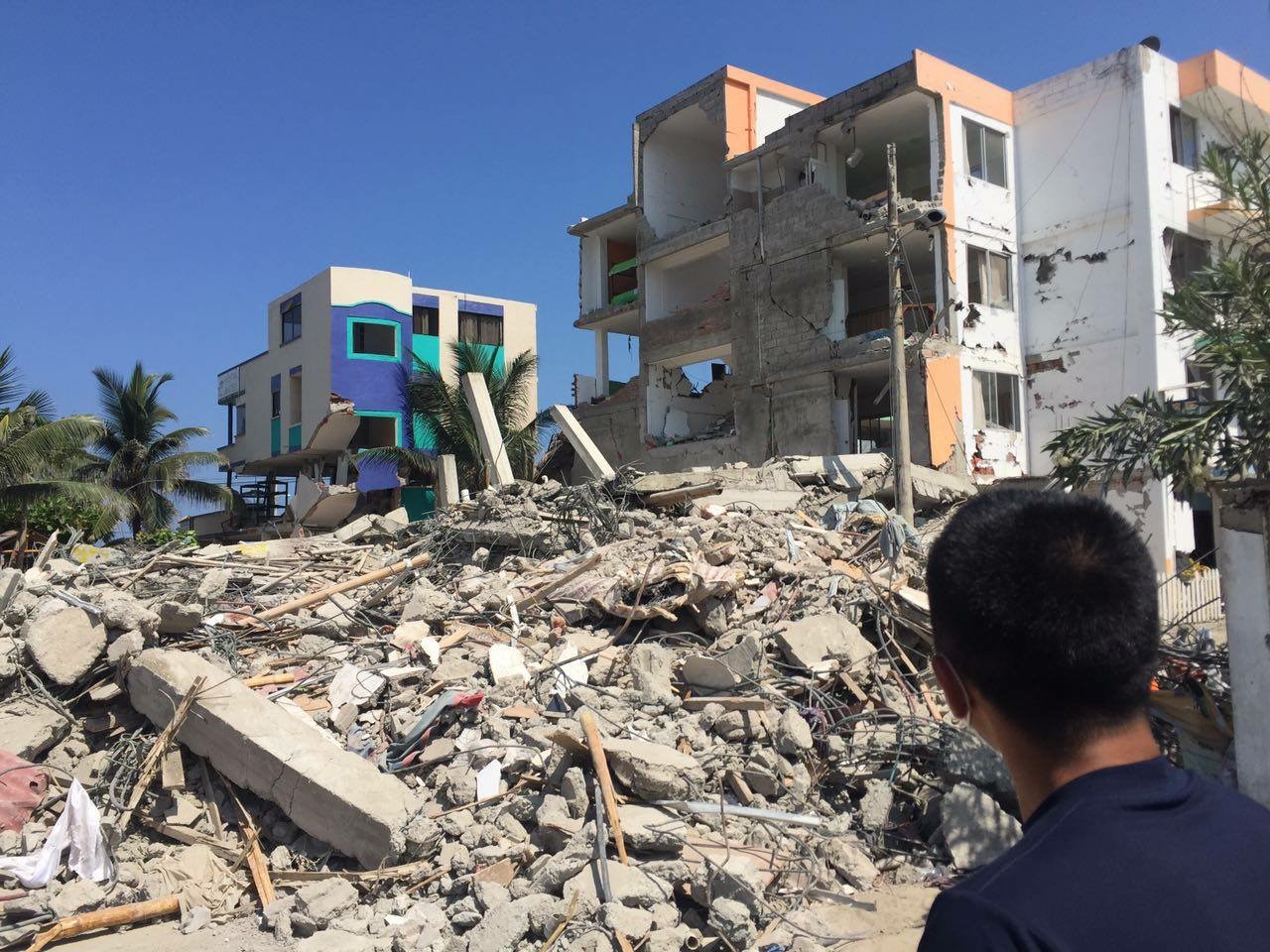 Ecuador Earthquake 2016 - How I Tried to Help: by Jen Oliak
